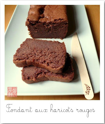 La bouche pleine: Nouvel an et monomanie en rouge